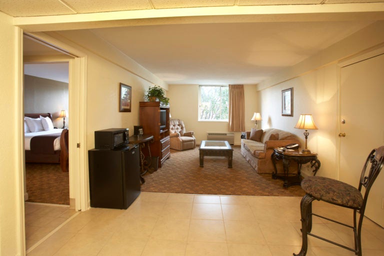 Ramada Inn - Davie Construction
